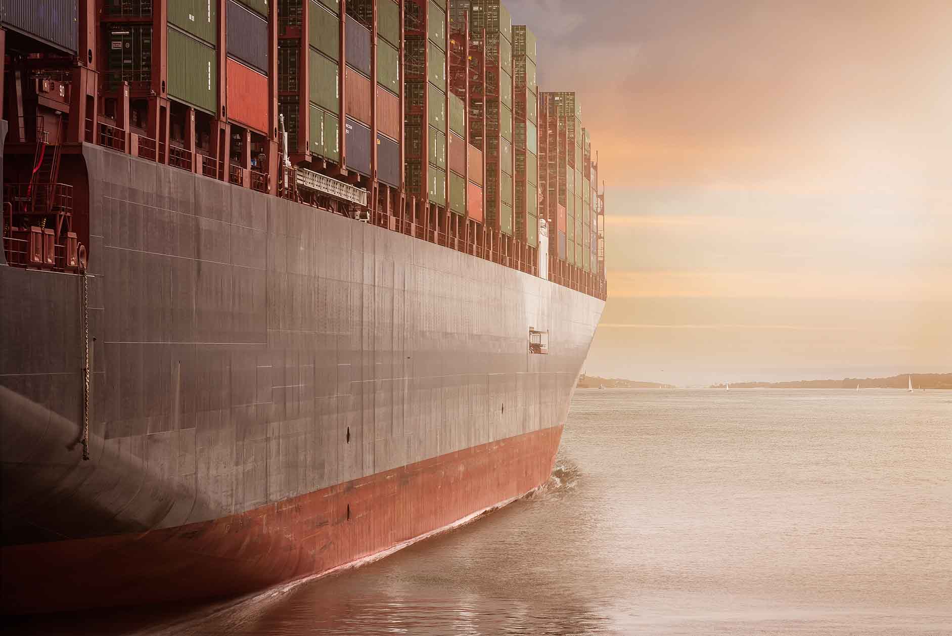 Cargo ships, smart containers and the need for fast and reliable ...